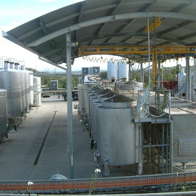Wine Tank Mixers for Cap Management wine | Pulsair Systems