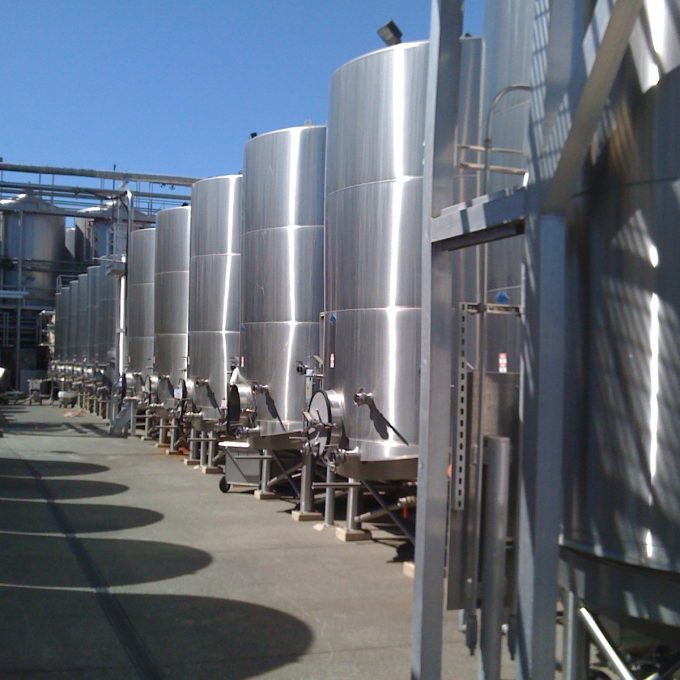Wine Tank Mixers for Cap Management wine | Pulsair Systems