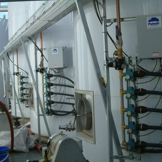 Wine Tank Mixers for Cap Management wine | Pulsair Systems