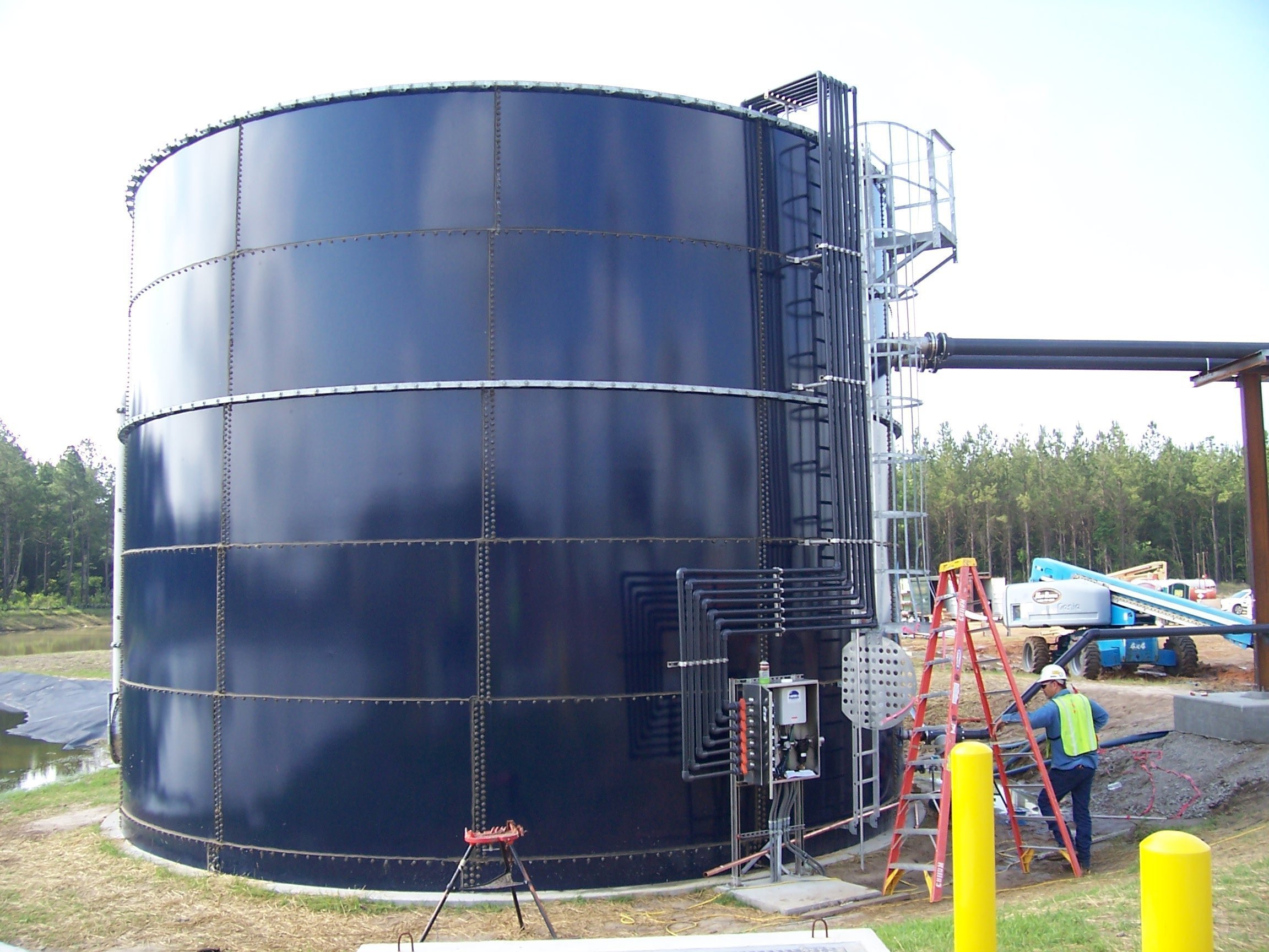 wwtp - large bubble compressed air mixing | Pulsair - Wastewater ...